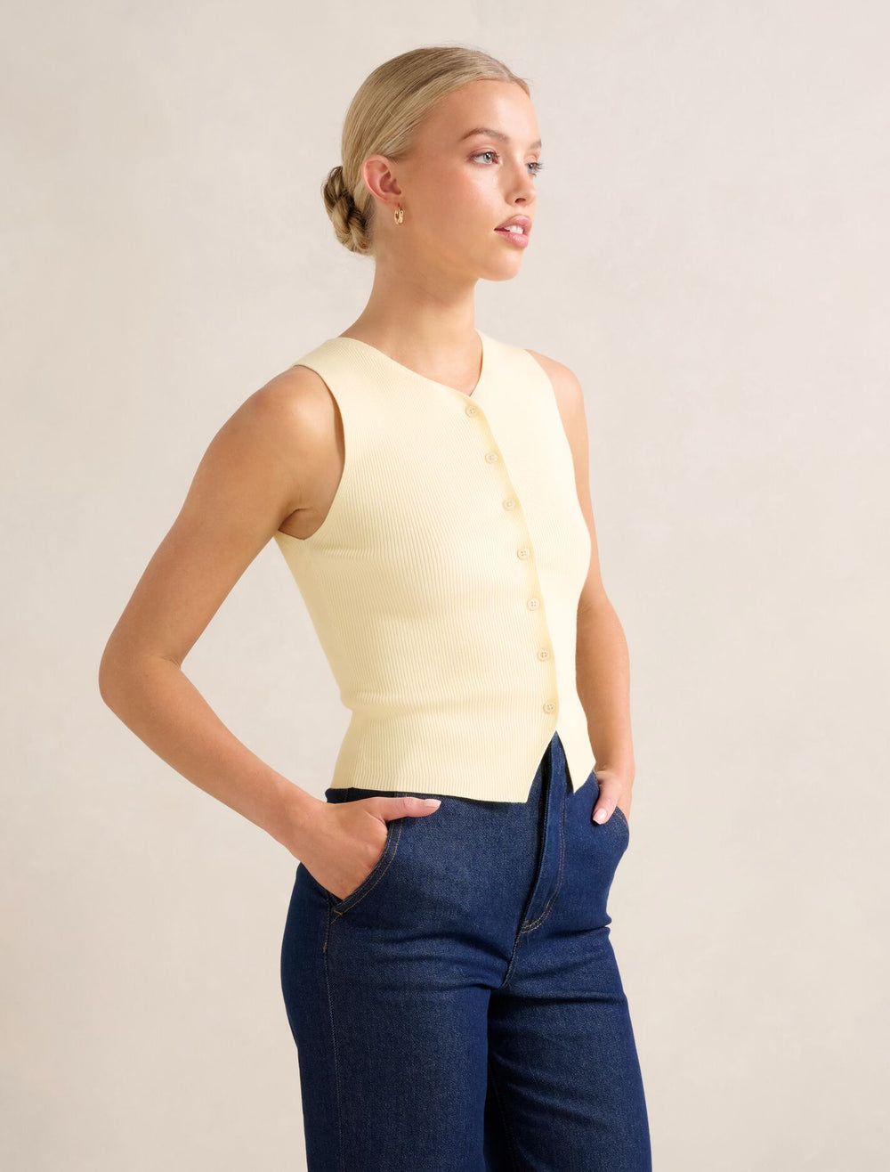 Raya Ribbed Knitted Tank Top Lemon | Forever New