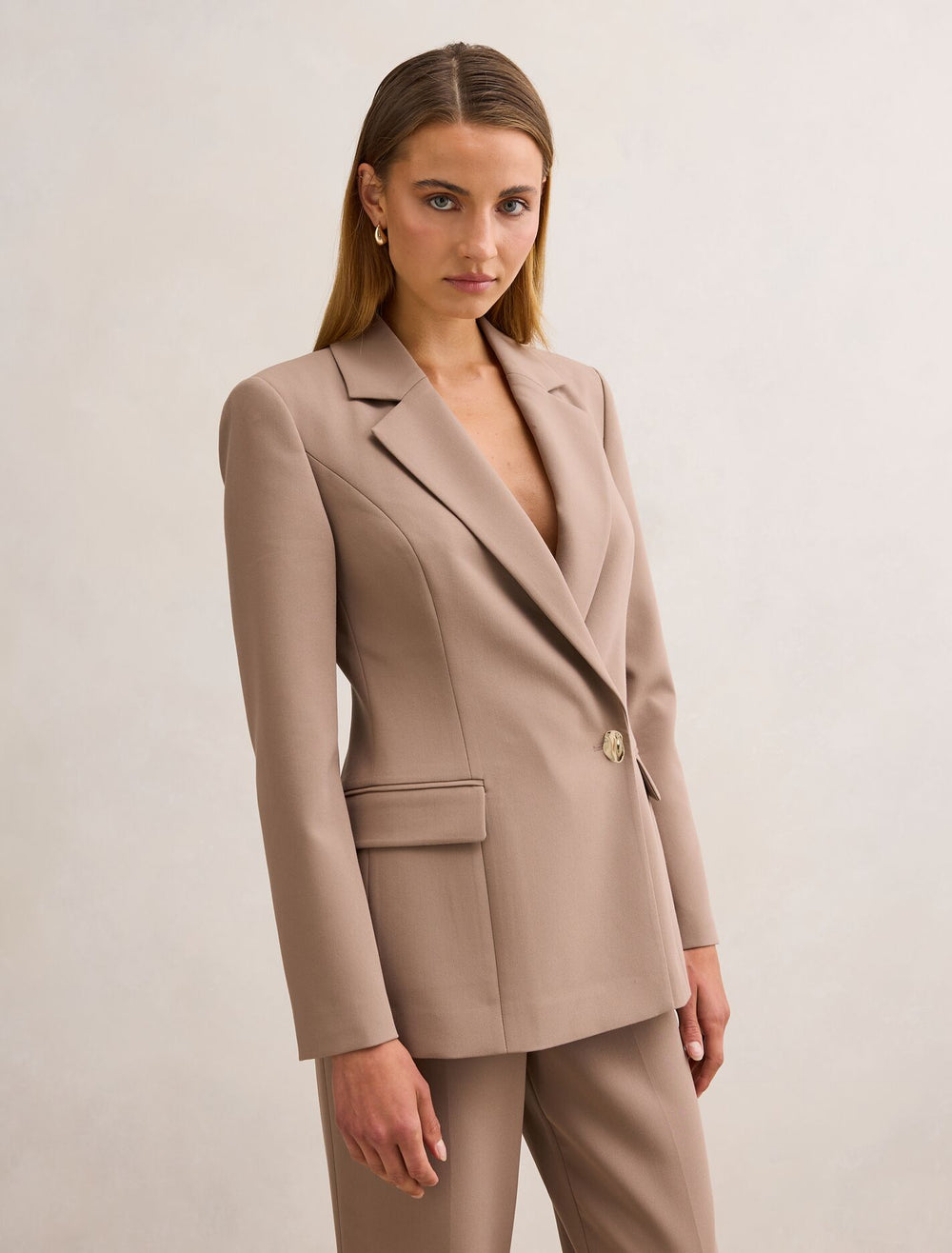Erin Asymmetrical Blazer Oak Suit | Forever New