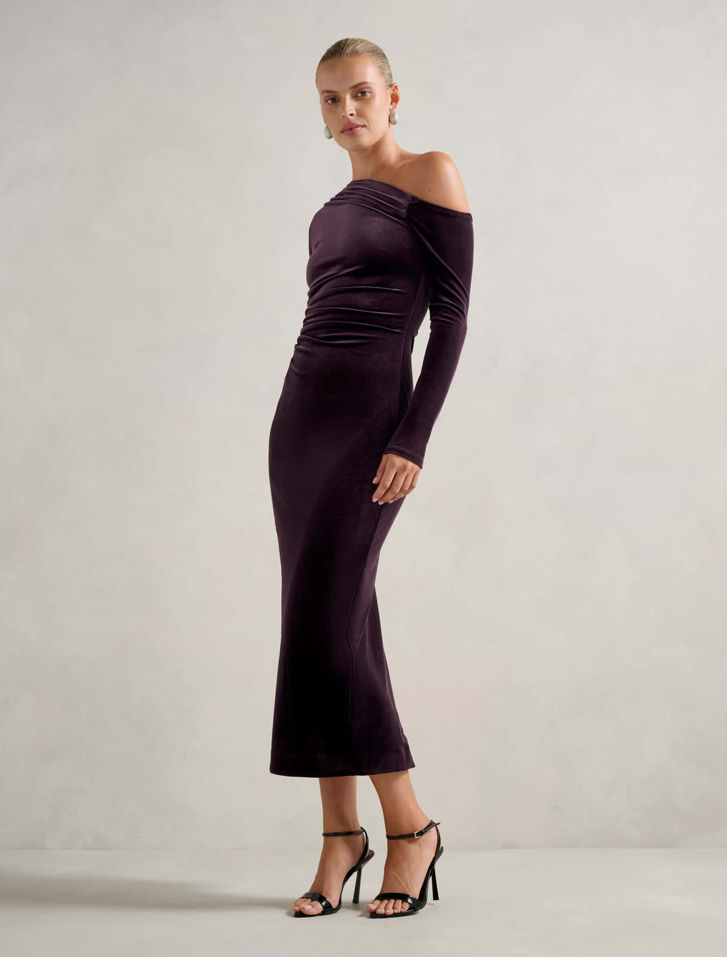 Angelina Asym Velvet Bodycon Dress Grape Punch | Forever New