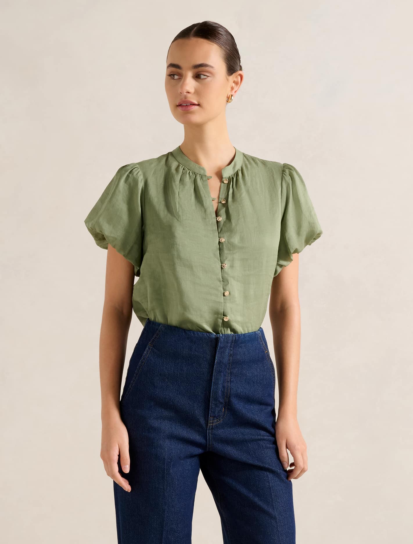 Everly Puff Sleeve Blouse Garden Green | Forever New